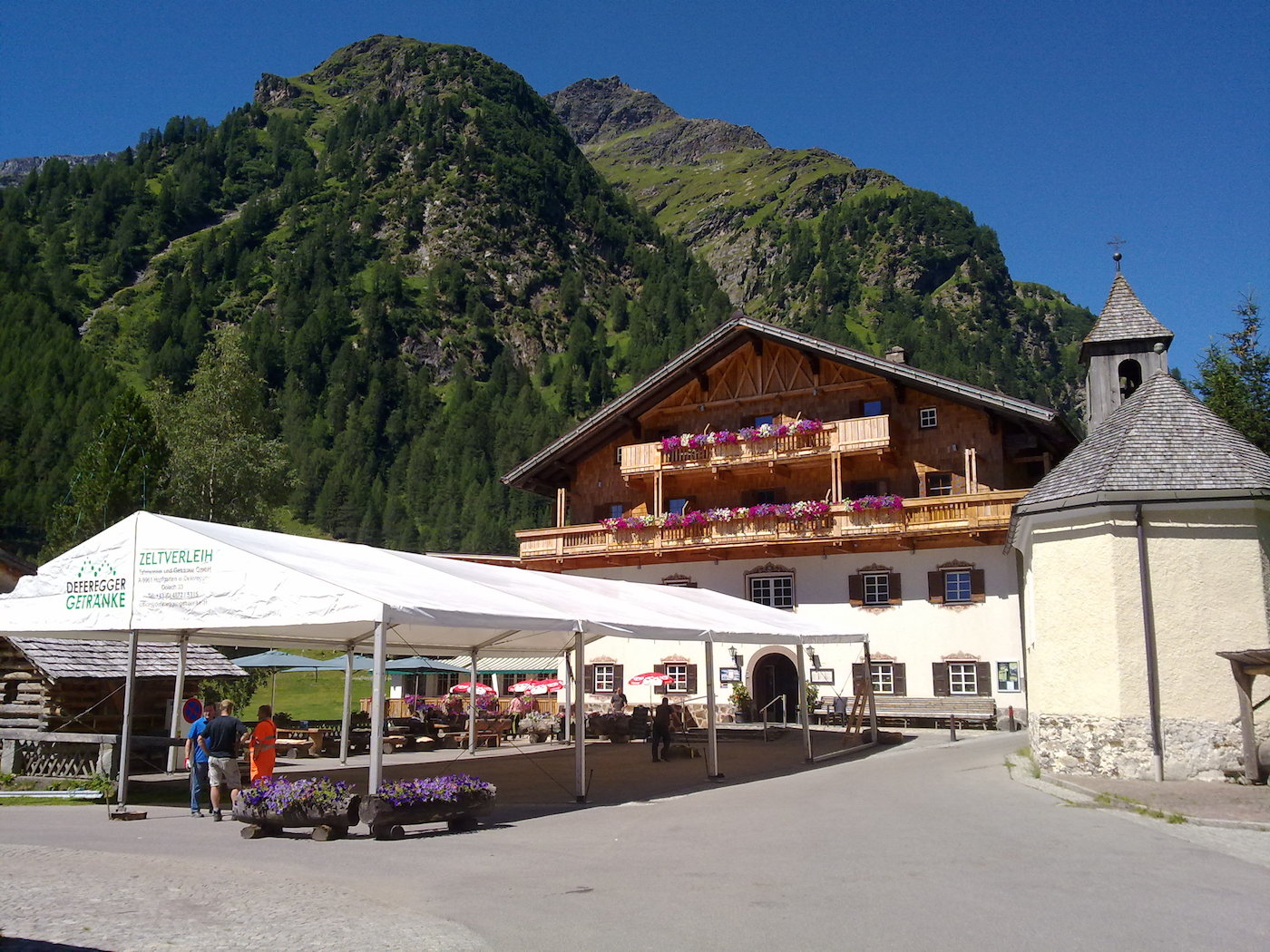 Getränkewelt Handels GmbH - Erfrischender Genuss. Jeden Tag